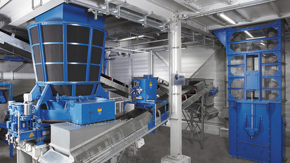 System for molding sand preparation